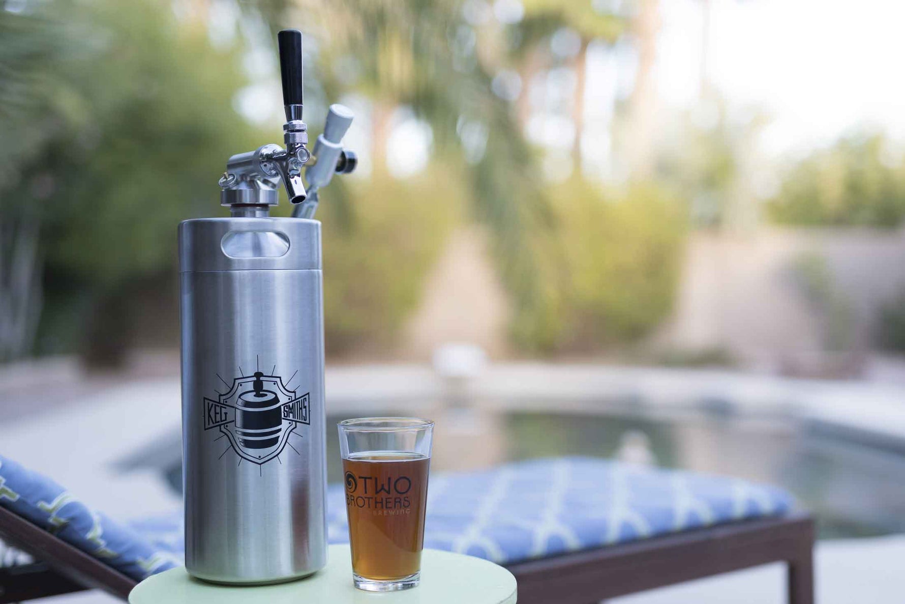 Keg Smiths - Premium Portable C02 & Nitro Mini Kegs